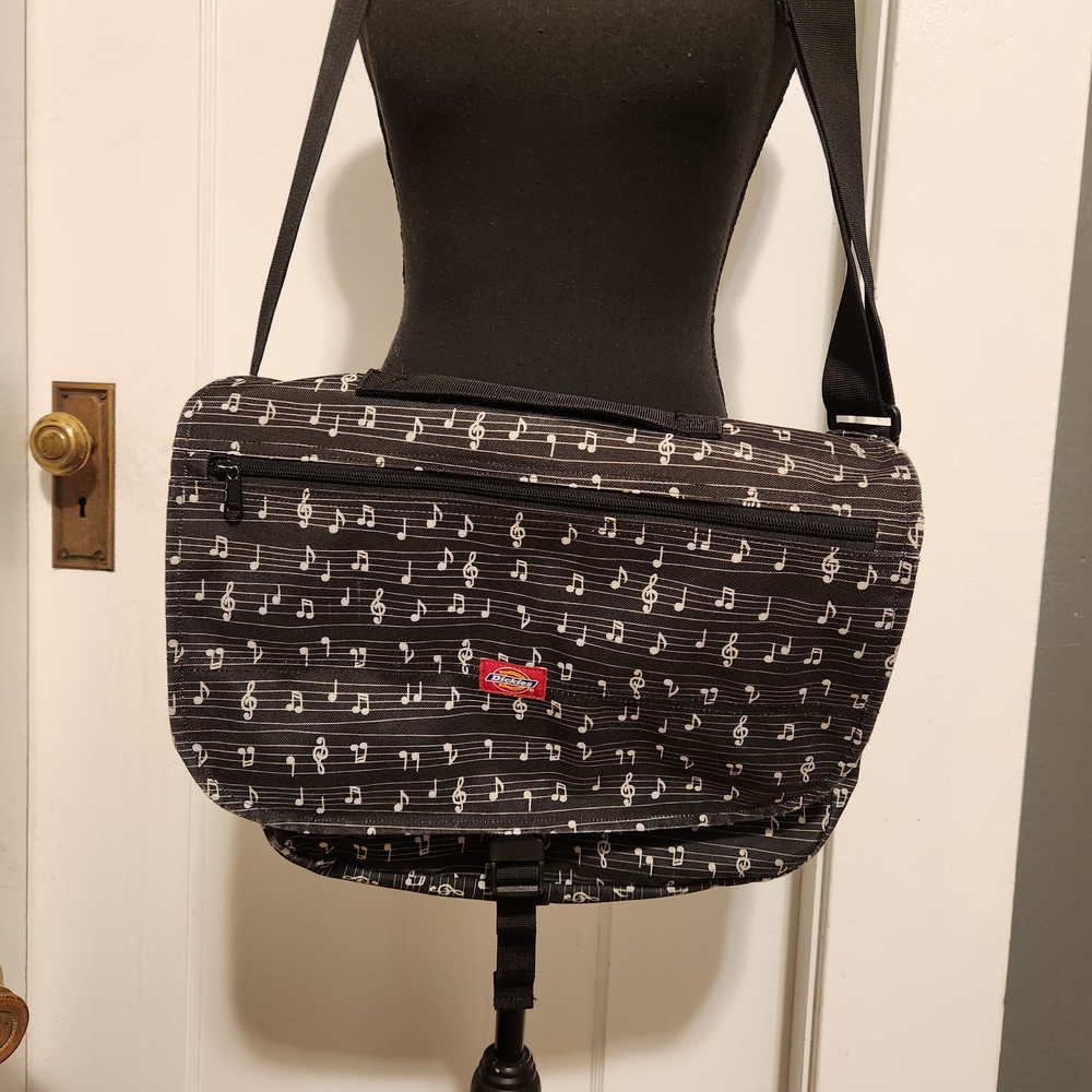 Dickies Music Note Messenger Bag With Shoulder Strap - Gem